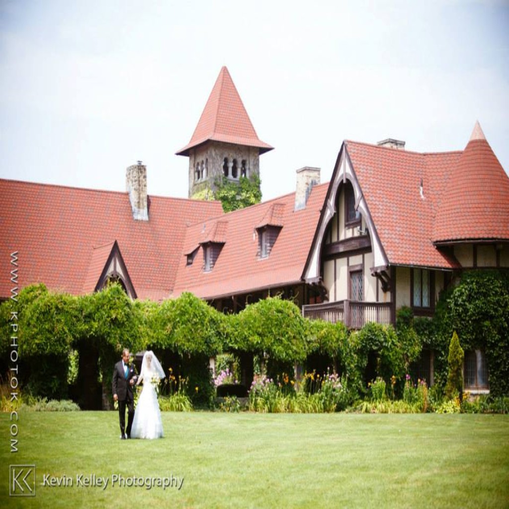 Saint Clements Castle in Connecticut | Wedding Reports Connecticut
